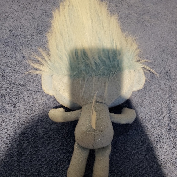 Dreamworks | Toys | Dreamworks Trolls Guy Diamond Hug N Plush Doll ...